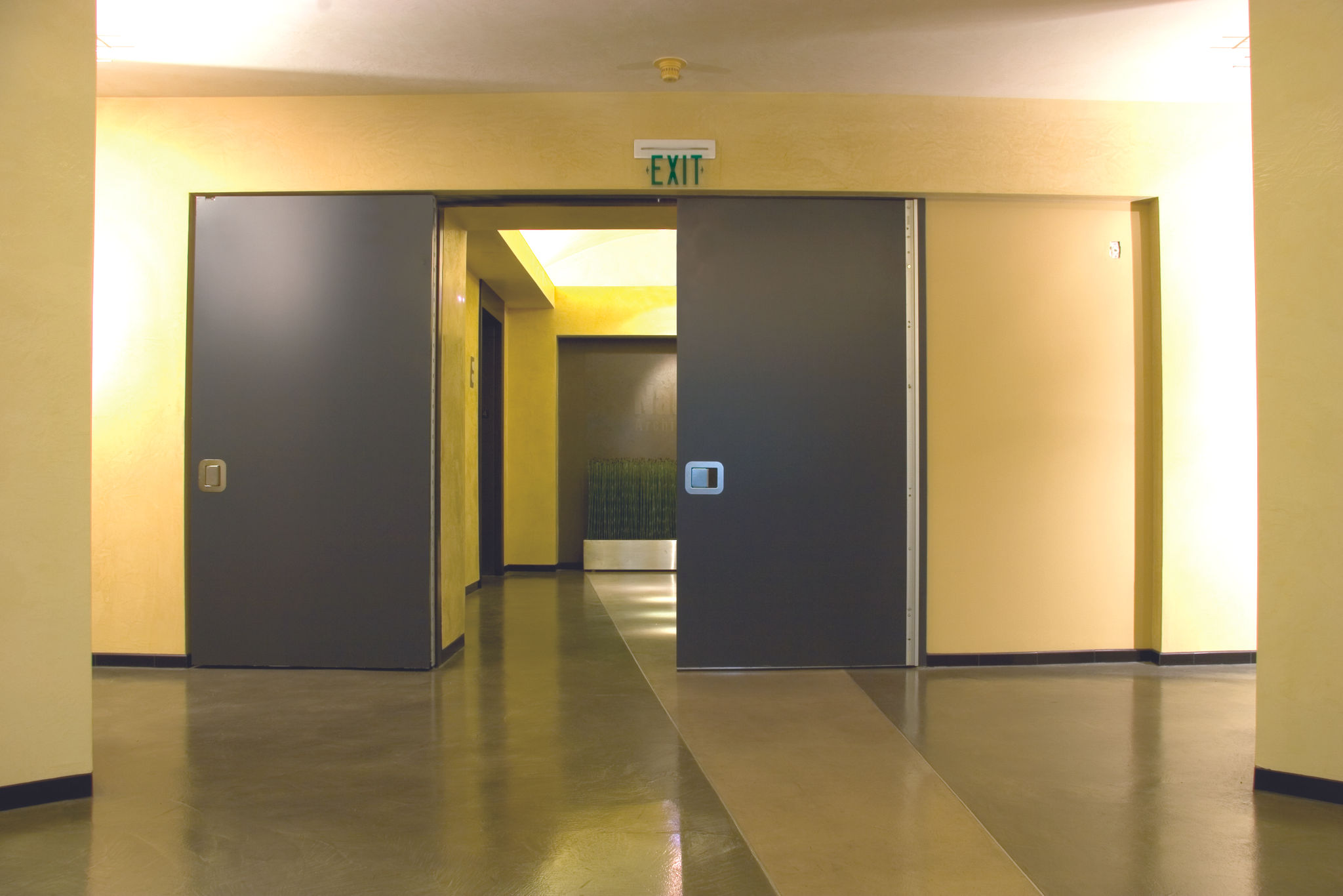 Push x Pull - Operating Hardware | RITE Door